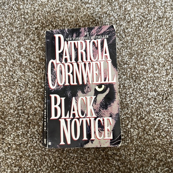 Berkley Fiction | Accents | Black Notice Book | Poshmark